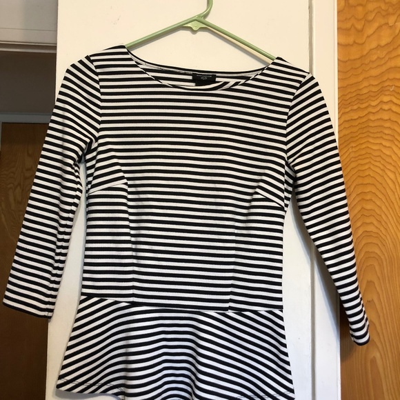 Ann Taylor | Tops | Ann Taylor Pendulum Ruffled Bottom Blouse Topxxsp ...